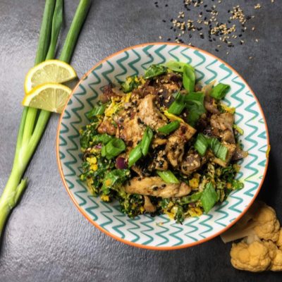 Slammin’ Sesame Chicken & Orange Cauli-Slaw Bowl – SOLTO